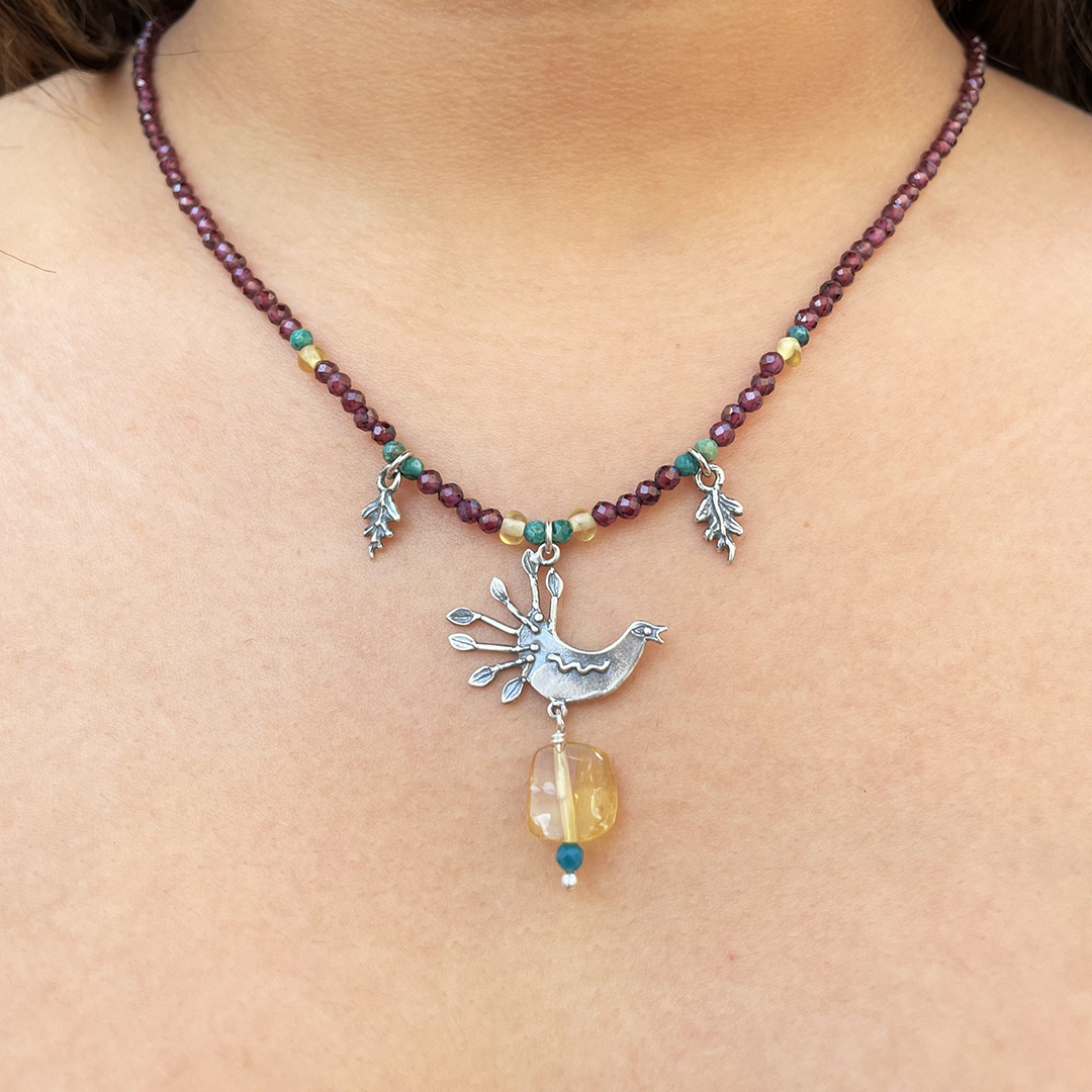 Lo más nuevo – Flora María