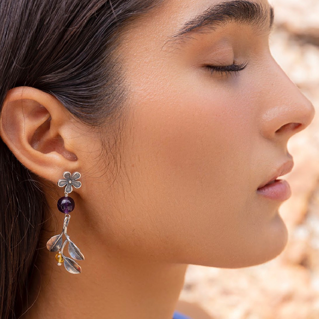 Lo más nuevo – Flora María