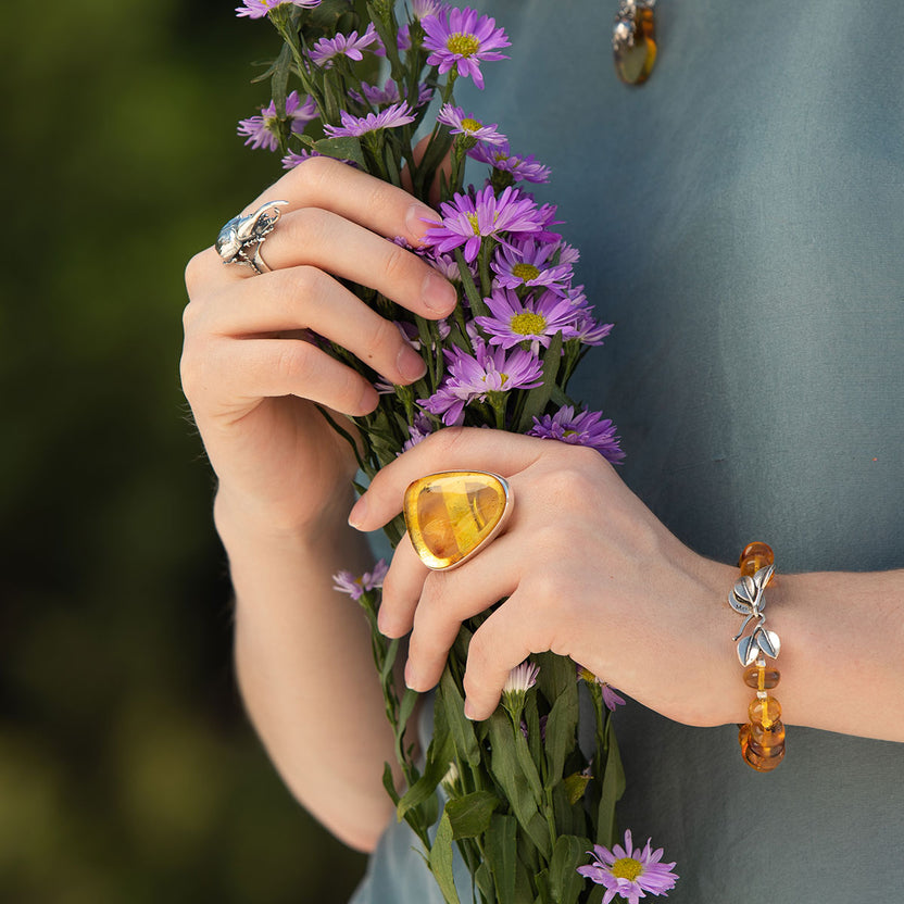 FLORA MARÍA – Flora María