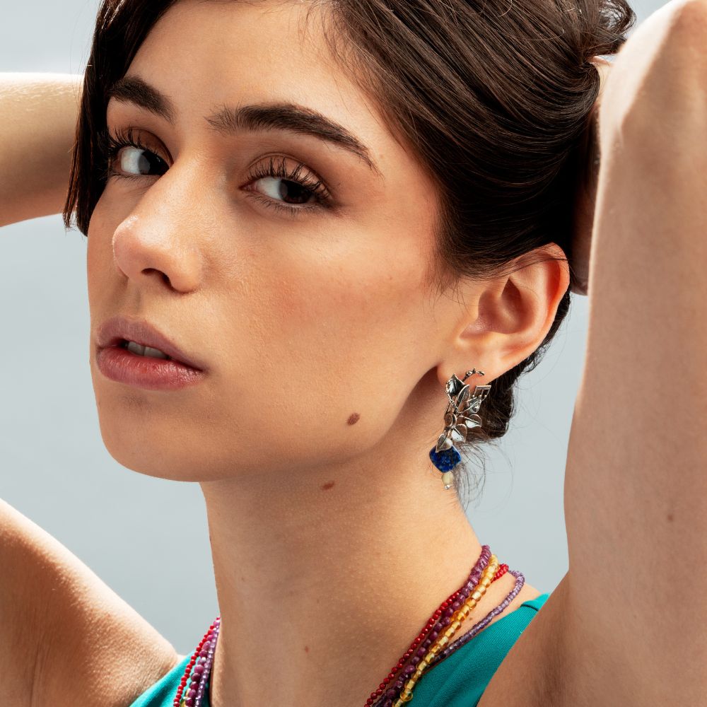 Lo más nuevo – Flora María