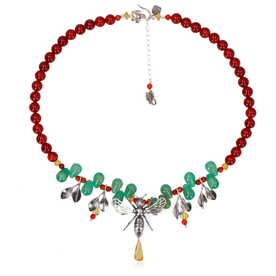 Lo más nuevo – Flora María