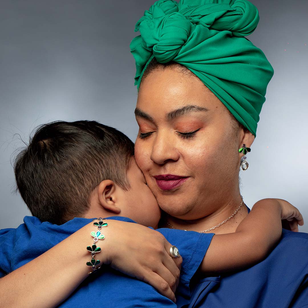 Lo más nuevo – Flora María